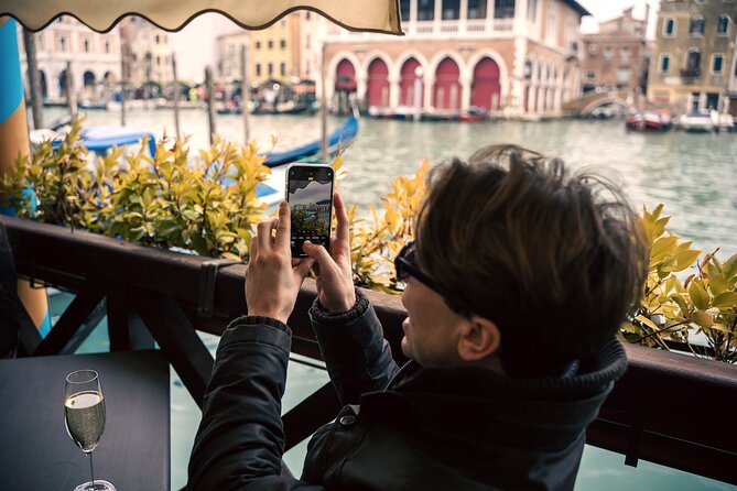 Unseen Venice: Hidden Paths and Rooftop Views - Reviews in Context