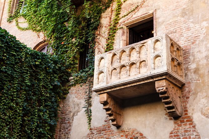 Verona Scavenger Hunt and Highlights Self Guided Tour - The Sum Up