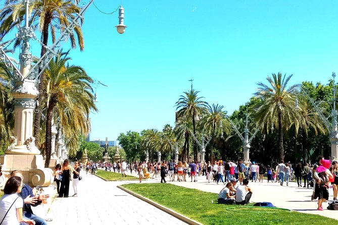 Barcelona Highlights with a Local Friend - Frequently Asked Questions