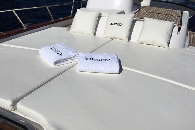 Exclusive Boat Tour to Capri with Swim Stop and Aperitif - Who Should Consider This Tour?