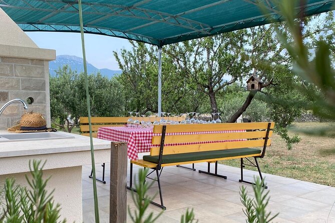 Family-run Vineyard Tour & Award Winning Wine Tasting/Delicacies - FAQs