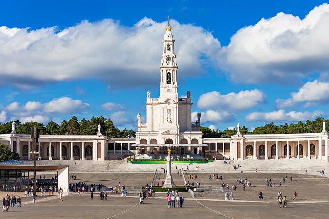 Fatima, Batalha, Nazare &Obidos Private Full Day Tour from Lisbon - Final Thoughts