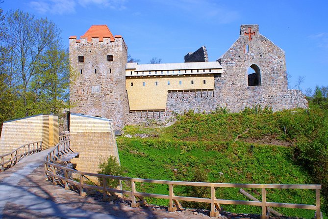 From Riga: Group Tour to Sigulda and Turaida - FAQ