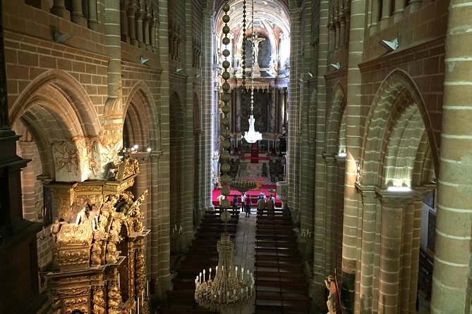 Full Day Private Tour in Évora and Arraiolos - Who Would Love This Tour?