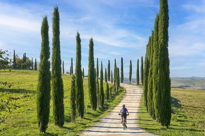 Full Day Tour to Val d'Orcia and Gladiator's Fields with Wines - Frequently Asked Questions