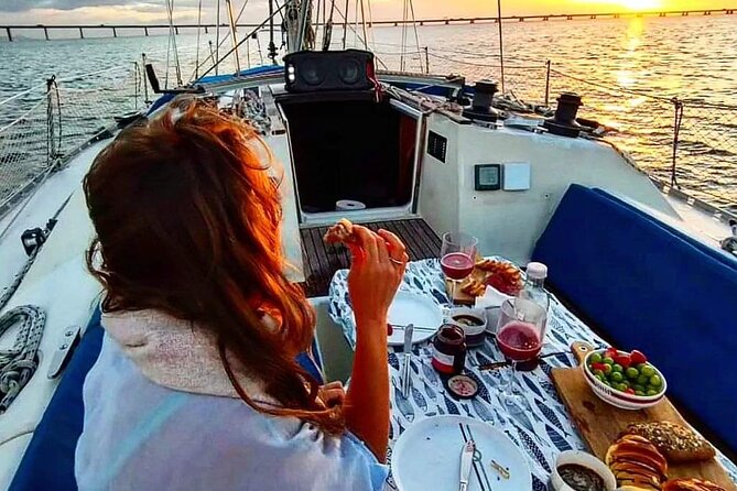 Lisbon Sailing Yatch Party Rentals (4:30 H) with Host, F & D - The Sum Up: Is It Worth It?