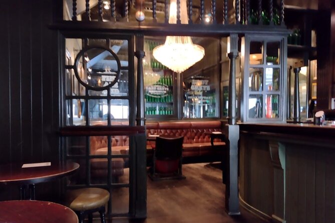 Newcastle Private Historic Pub Tour - Offbeat Stops: Duke of Wellington High Bridge