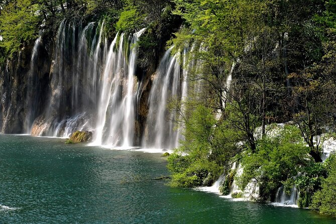 Plitvice Lakes day tour from Rijeka, simple and safe - FAQs