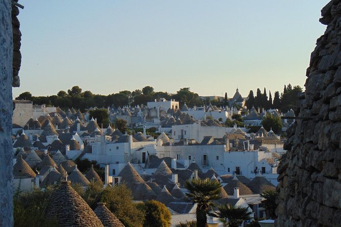 Private guided tour in Alberobello with free tasting: discovering the trulli - FAQ