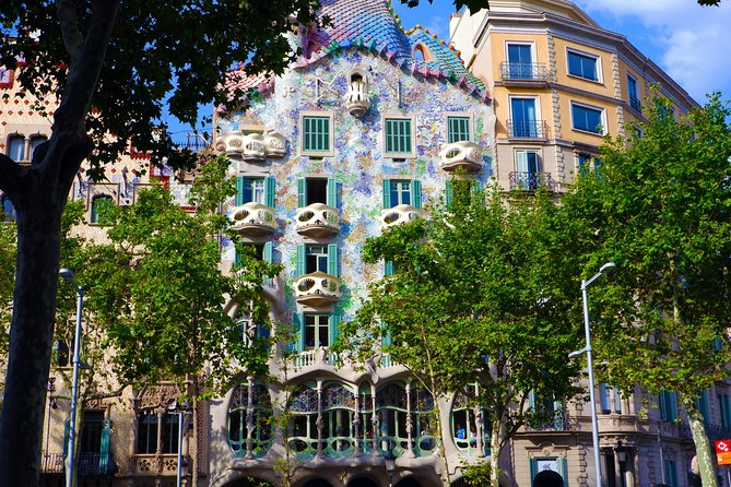 Self-Guided Audio Tour-The Surrealist Barcelona of Dalí and Gaudí - The Sum Up
