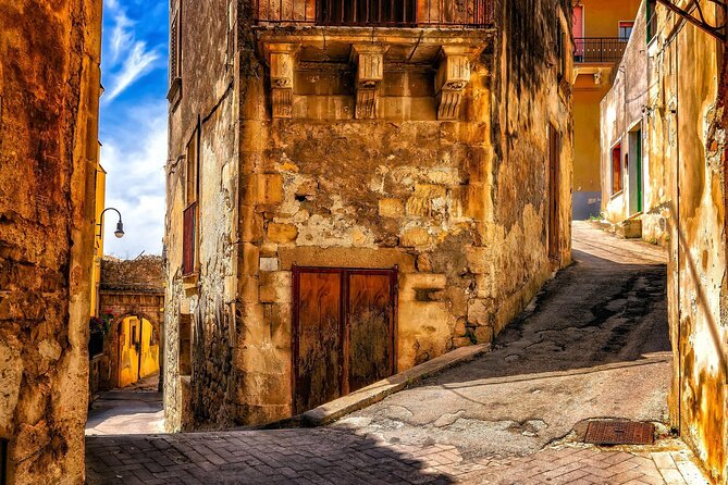 Shared Tour by Minivan or Car from Syracuse to Ragusa, Noto and Modica - FAQ