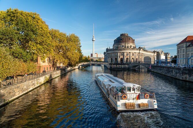 Skip-the-line Boat Cruise and Berlins Old Town Guided Tour - FAQ