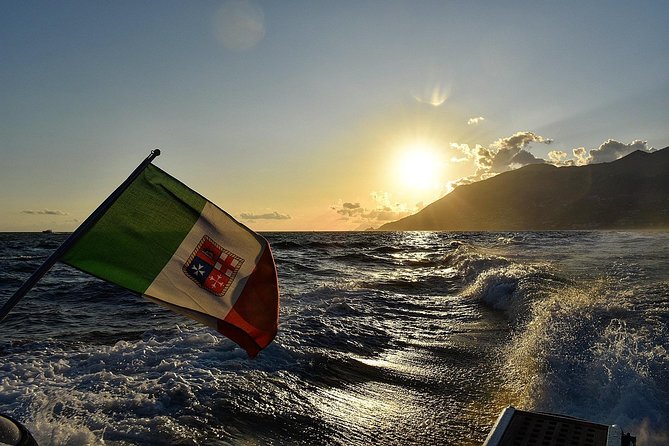 Small group boat tour to Capri with aperitif - Practical Tips