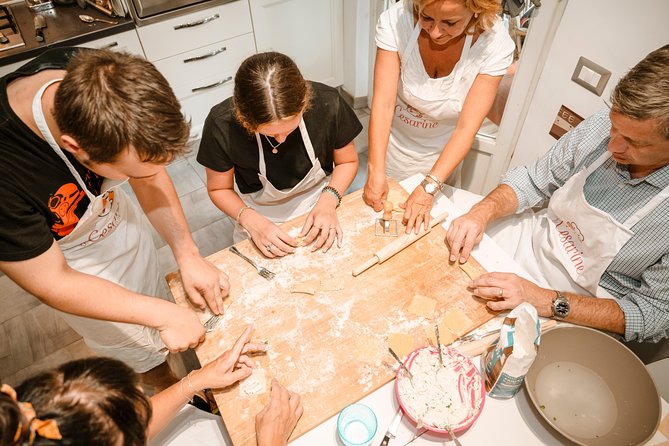 Small group Pasta and Tiramisu class in Riomaggiore - FAQ