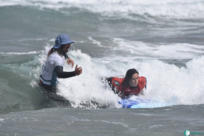 Surf class in Famara 9:15-12:00 or 11:45-14:30 (2h class) - FAQ