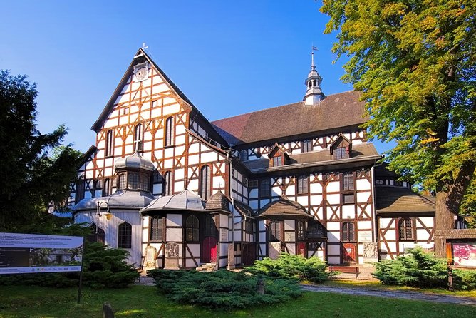 Wroclaw to Rock City in Adsprach and Church of Peace in widnica Private Tour - FAQ
