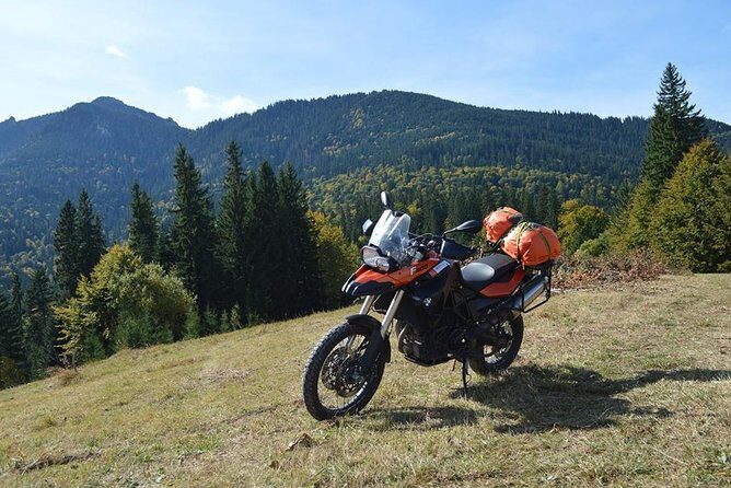 800cc Motorcycle Rental from Turda - An Overview of the Experience