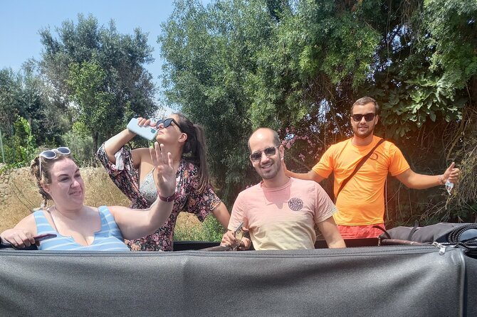Albufeira Safari Tour with Waterfall*, Castle and Villages - FAQs
