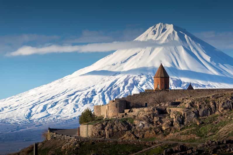 A breathtaking tour of Khor Virap with wine tasting included - The Significance of Gregory the Illuminator and the Monastery’s Role