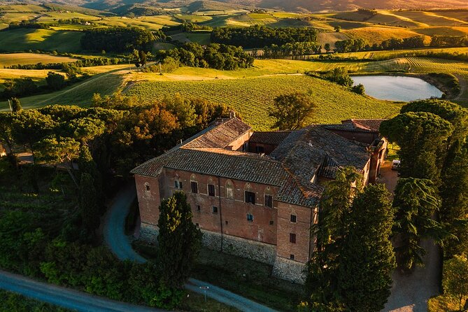 A Brunello Cooking Class with Vineyards View Winery - Key Points