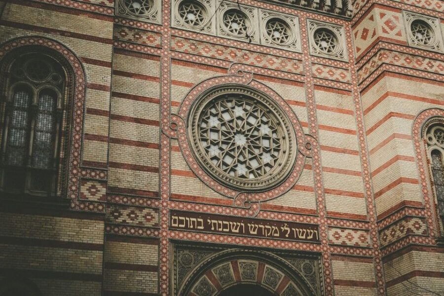 A Journey through Jewish Budapest - Walking Tour - A Detailed Look at What You Can Expect