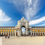 A Morning Exploration: A 1.5-Hour Private Tour of Lisbon - What to Expect from Your Guide