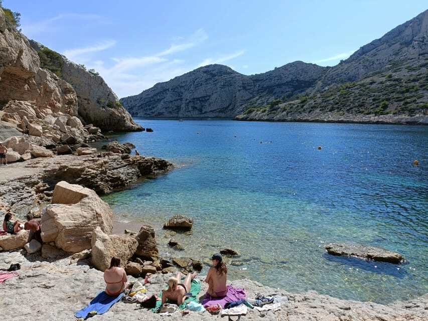 Absolut Calanques de Marseille. Canyons, fisher village and turquoise beach - In-Depth Review of the Tour