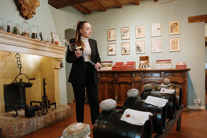 Acetaia Classica - Balsamic Vinegar Factory Tour & Tasting - Exploring the Acetaia Classica - Balsamic Vinegar Factory Tour & Tasting