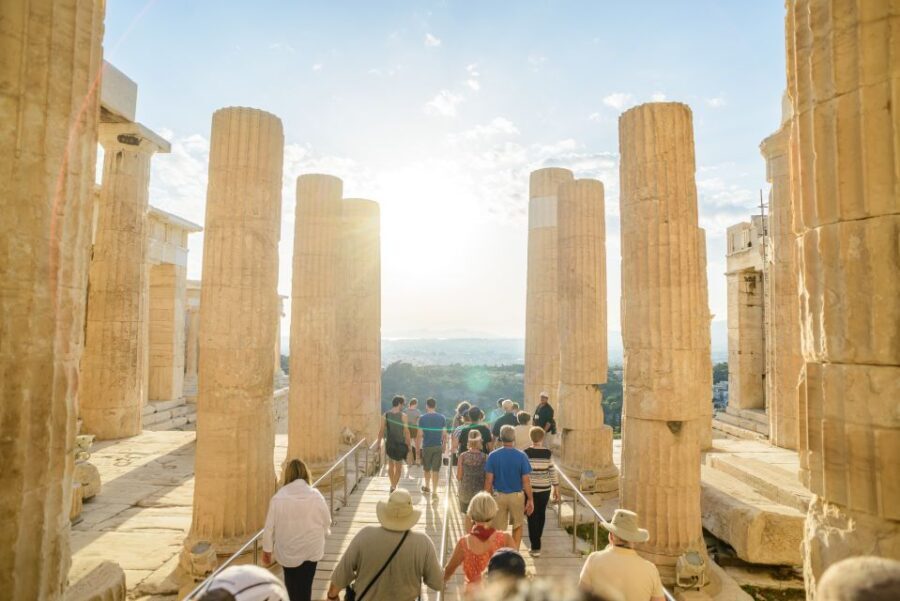 Acropolis: Acropolis and Parthenon Guided Walking Tour - The Tour Experience and Its Pacing
