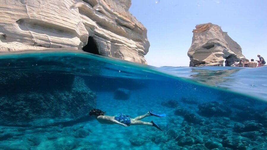 Adamantas: Full-Day Milos & Poliegos Boat Tour with Meals - Discovering the Beautiful Milos & Poliegos