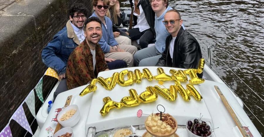 Adamboat: Cozy City Centre Cruise - A Closer Look at the Cozy City Centre Cruise
