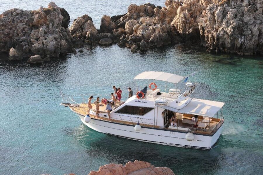Aeolus Motor Yacht cruise in Paros - Practical details: what travelers should know