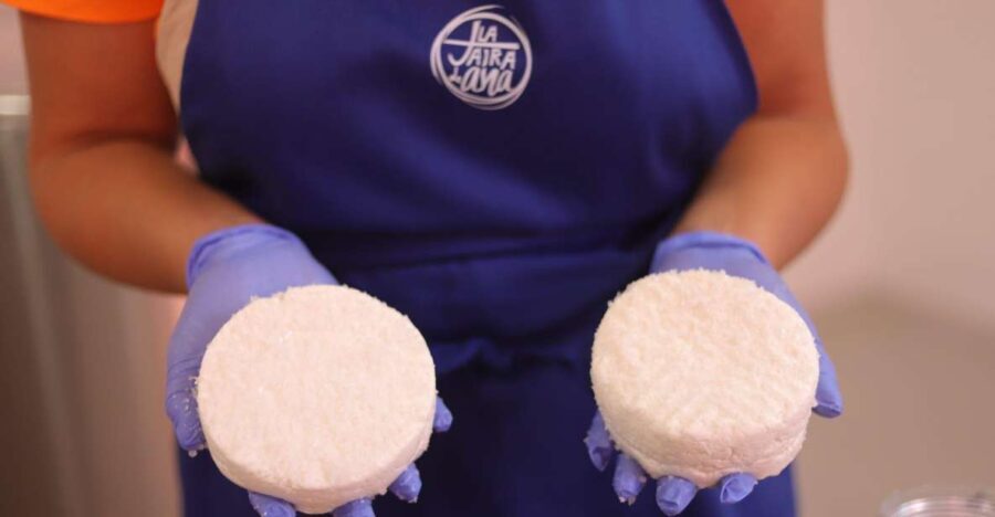 Aguïmes : Cheese Making Workshop at la Jaira de Ana - Discovering the Cheese-Making Journey