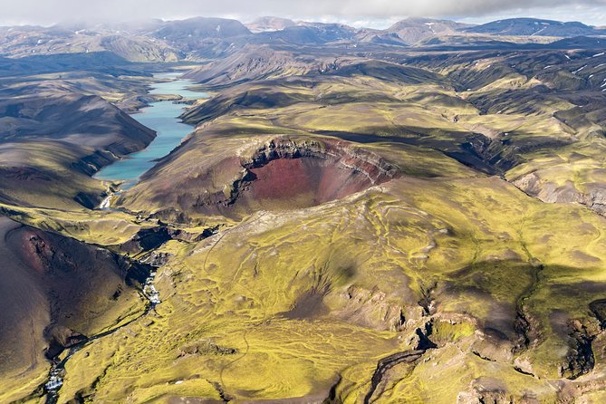 Airplane Sightseeing flight over Laki craters and highland - Key Points