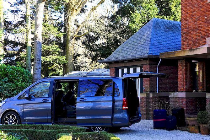 Airport Private Transfer: Schiphol Airport  Amsterdam City - The Authentic Touch: From the Drivers Perspective
