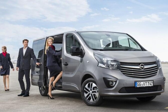 Airport Transfer with Mini-van for 8 passangers - Introduction
