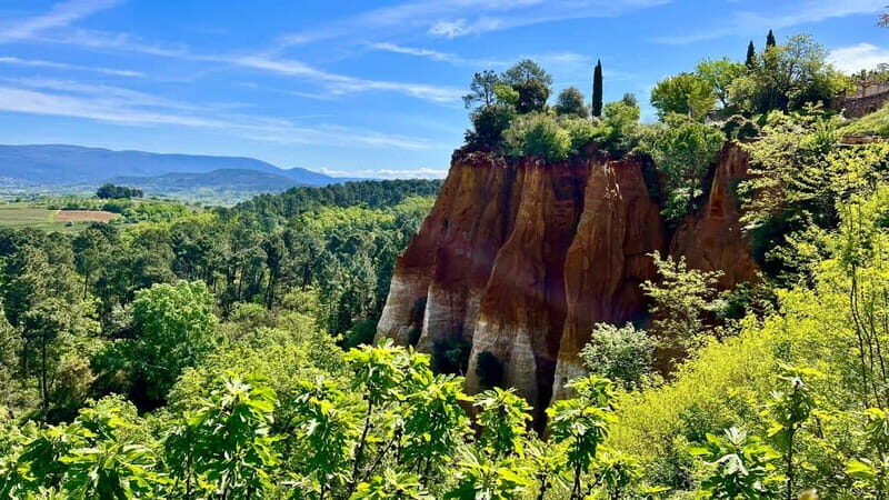 Aix en Provence: Afternoon Hilltop Villages of Luberon Tour - The Journey and Logistics