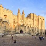 Aix en Provence and Avignon city of Popes Private Tour - Discovering Aix-en-Provence