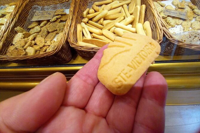 Aix en Provence : Food & City Tour - From Aix - Exploring Aix-en-Provence: A Perfect Introduction