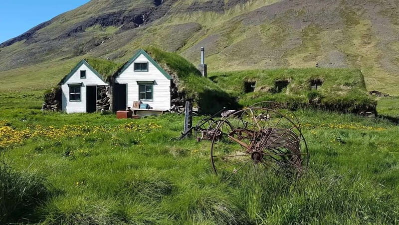 Akureyri: Super Jeep Tour with Icelandic Snacks - Detailed Breakdown of the Itinerary