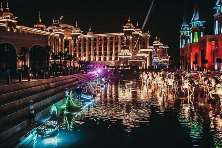 Alanya/Antalya: Land of Legends Shopping Tour and Night Show - The Itinerary in Detail