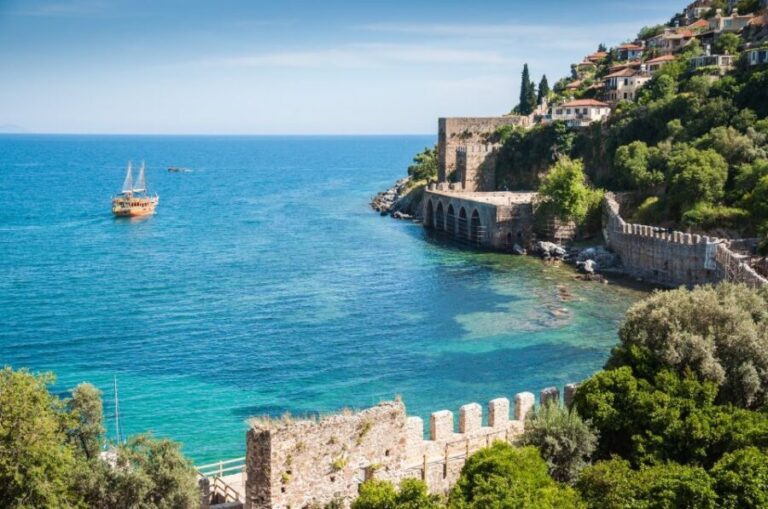Alanya: Boat Trip with Lunch, Drinks, and Swim Stops - What’s Included and What’s Not