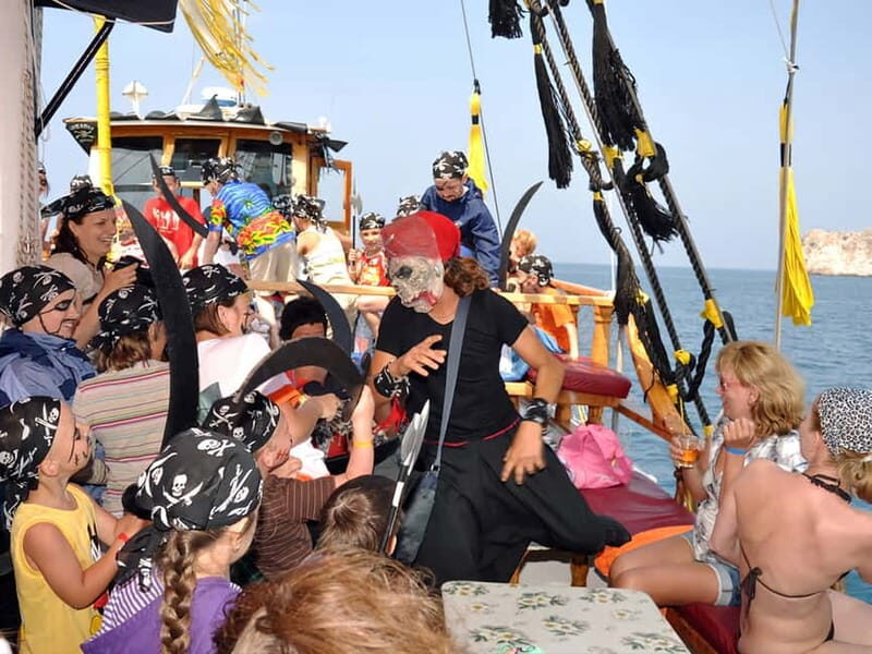 Alanya: Pirate Boat with Lunch and Unlimited Drinks - Authentic Guest Perspectives