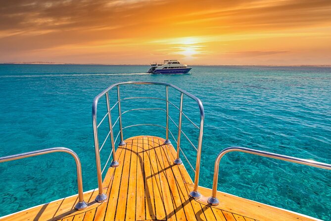 Alanya Relaxing Boat Tour with Lunch, Soft Drinks & Transfer - Key Points