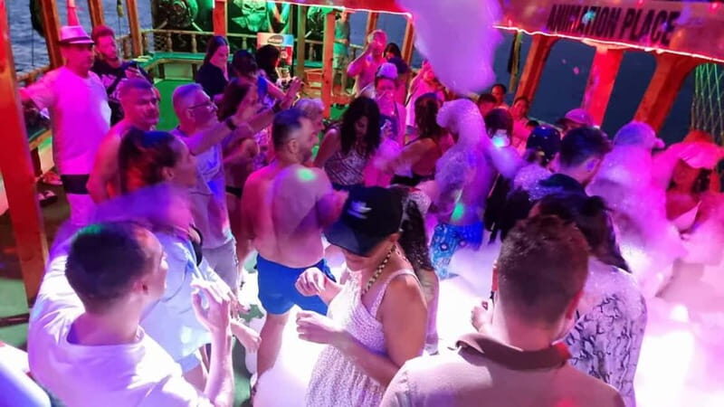 Alanya: Sunset Cruise with Dinner and Foam Party - Who Should Consider This Tour?