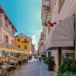 Alba: Historic Town Highlights Guided Walking Tour - How the Tour Works: Details That Matter