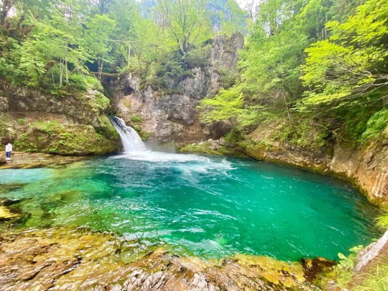 Albania: Highlights from North to South in 10 days - Transportation, Accommodation, and Practicalities