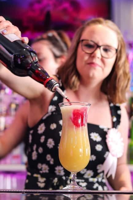 Albufeira: Cocktail Making Class and Karaoke Party with DJ - What Makes This Experience Stand Out