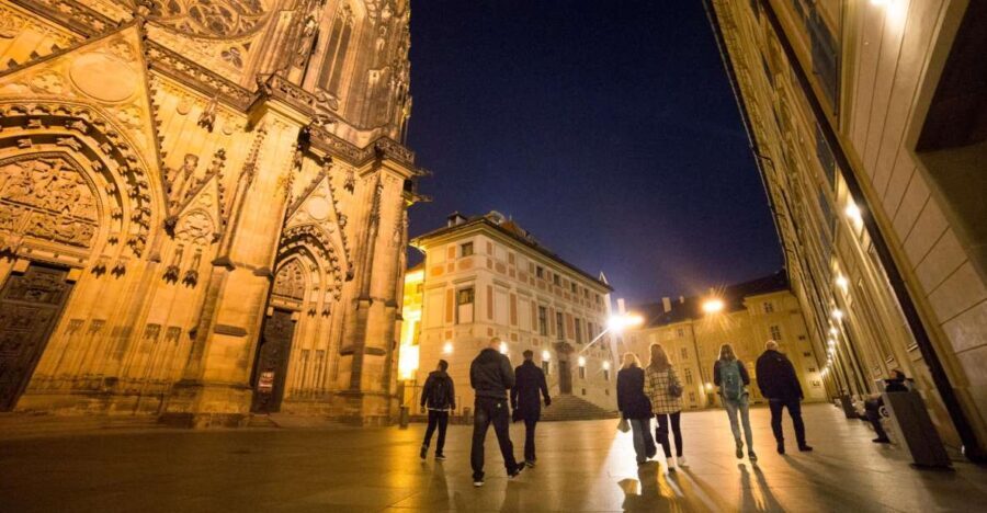 Alchemy and Mysteries of Prague Castle Walking Tour - The Itinerary: What Travelers Can Expect