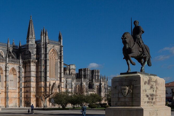 Alcobaça and Batalha Monasteries: Private Tour - Key Points: